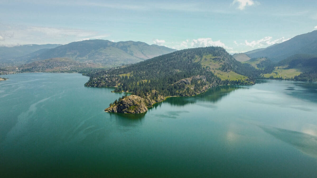 Adventures at Kalamalka Lake: From Sandy Shores to Cliffside Views and ...