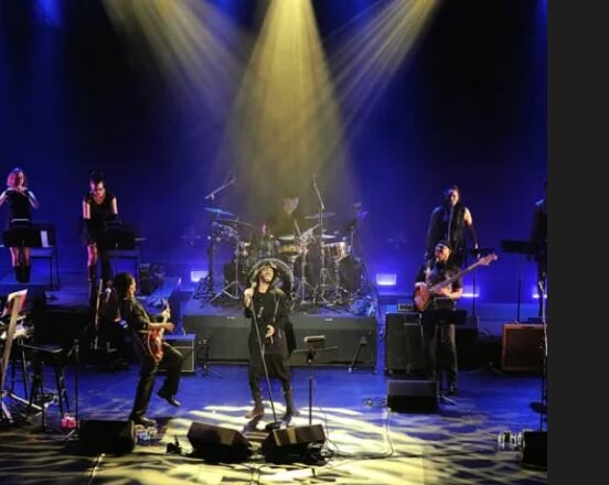 CLASSIC ALBUMS LIVE: QUEEN