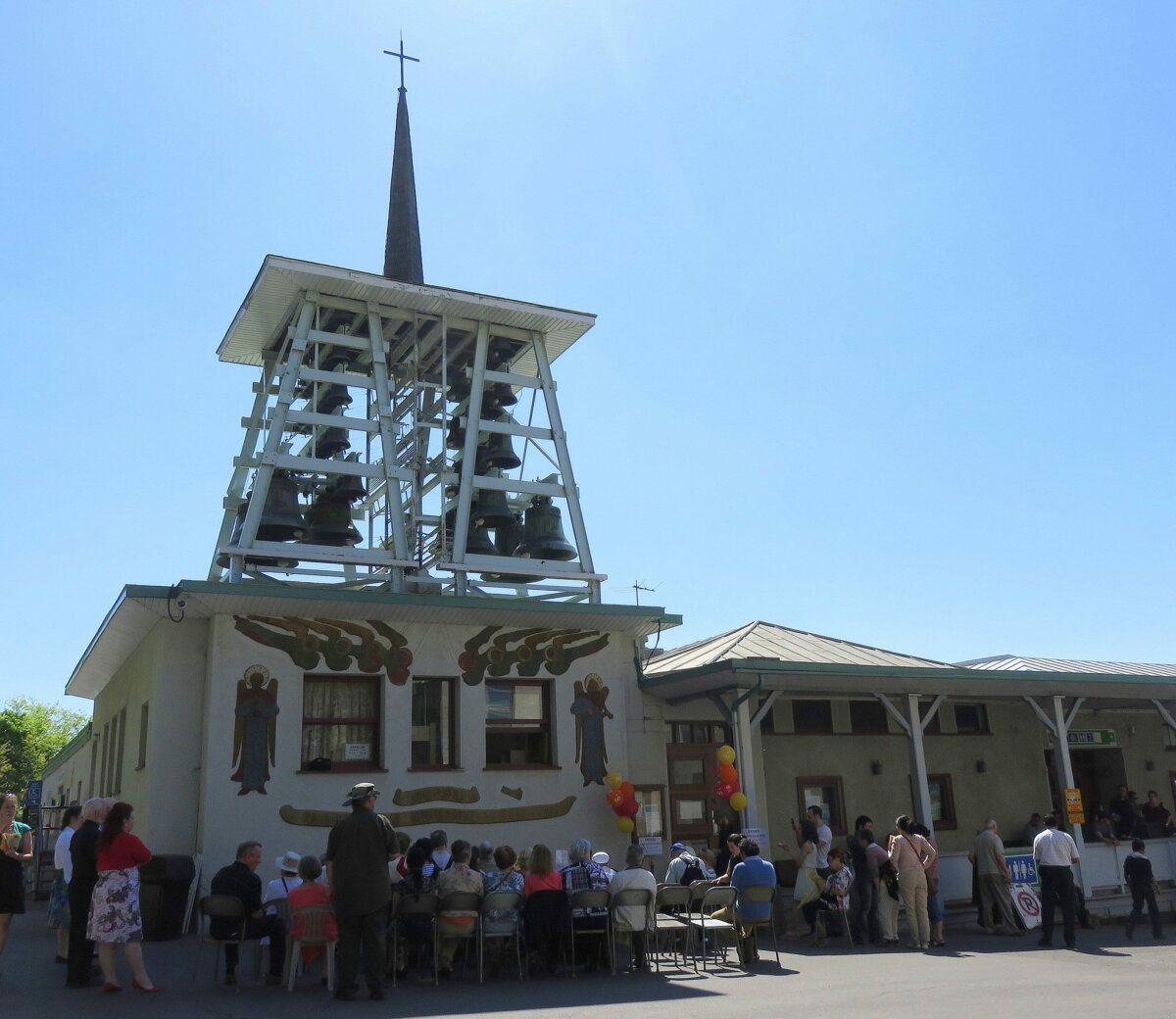 See Up Close the Restored Carillon of Saint Joseph’s Oratory ...