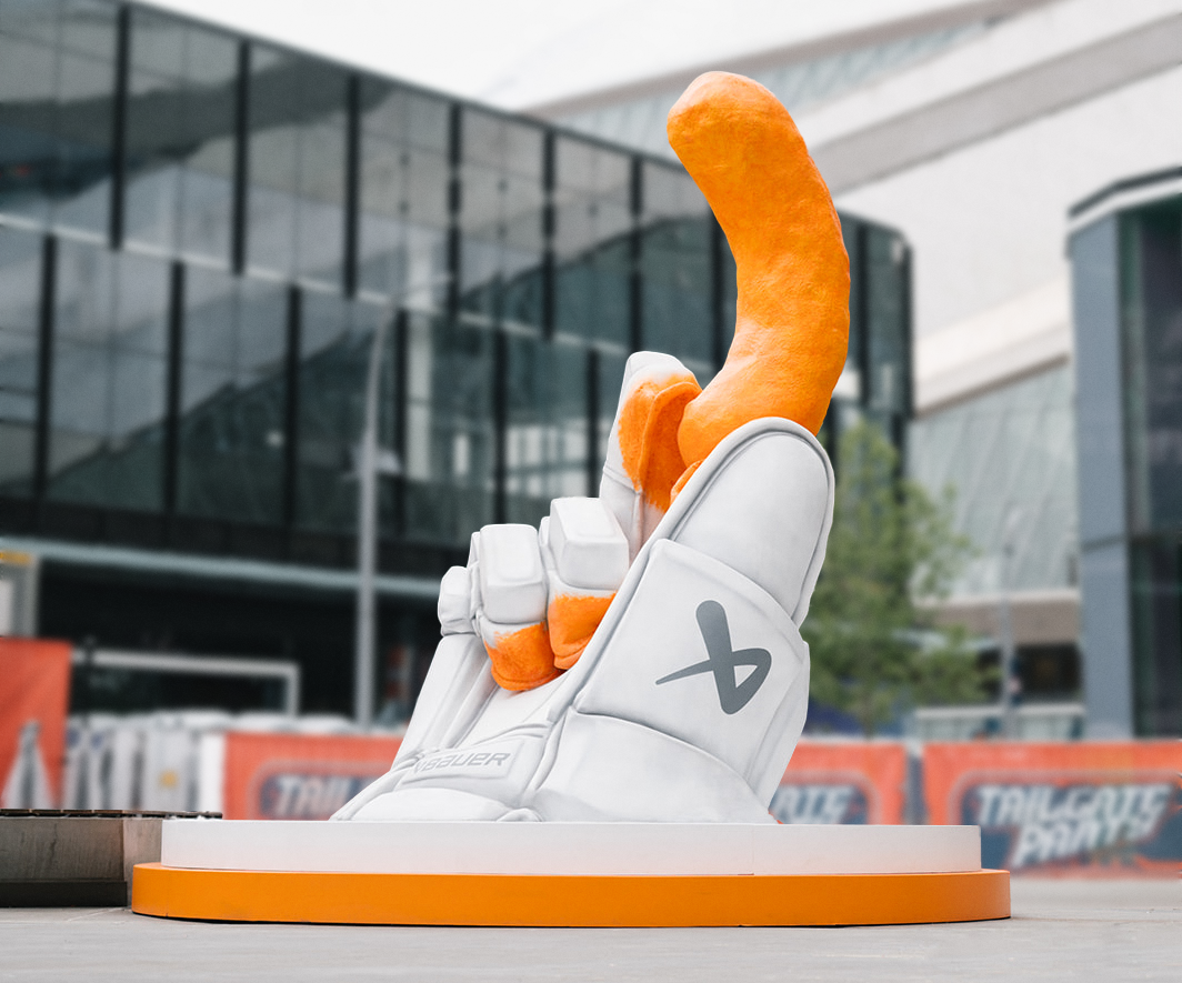 Iconic Cheetle Statue Now in Edmonton to Cheer on the Oilers in NHL ...