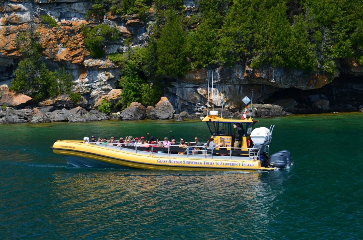 3 Places to Go For a High-Speed Jet Boat Cruise in Ontario