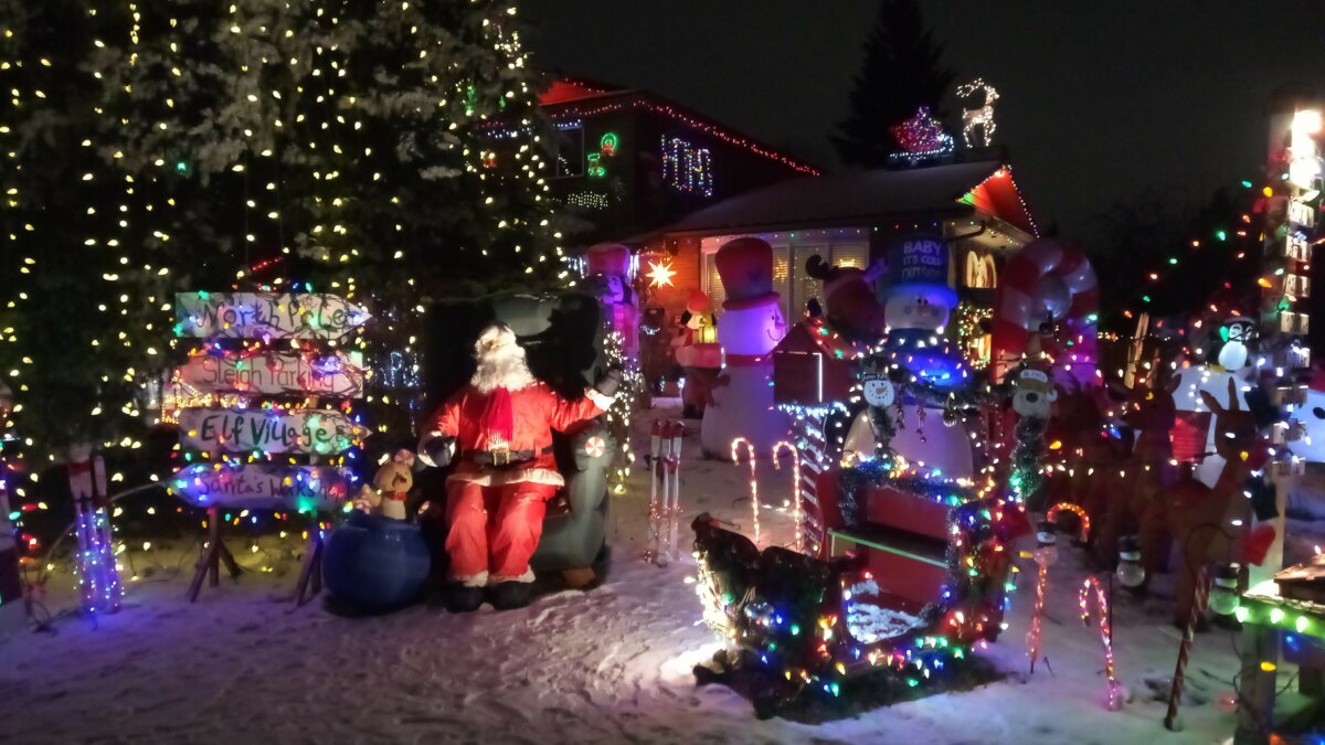 This Calgary Home is All Decked Up in Eye-Catching Holiday Lights