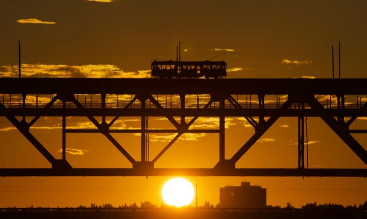 Edmonton’s High Level Bridge Streetcar Line Extension to Whyte Avenue ...