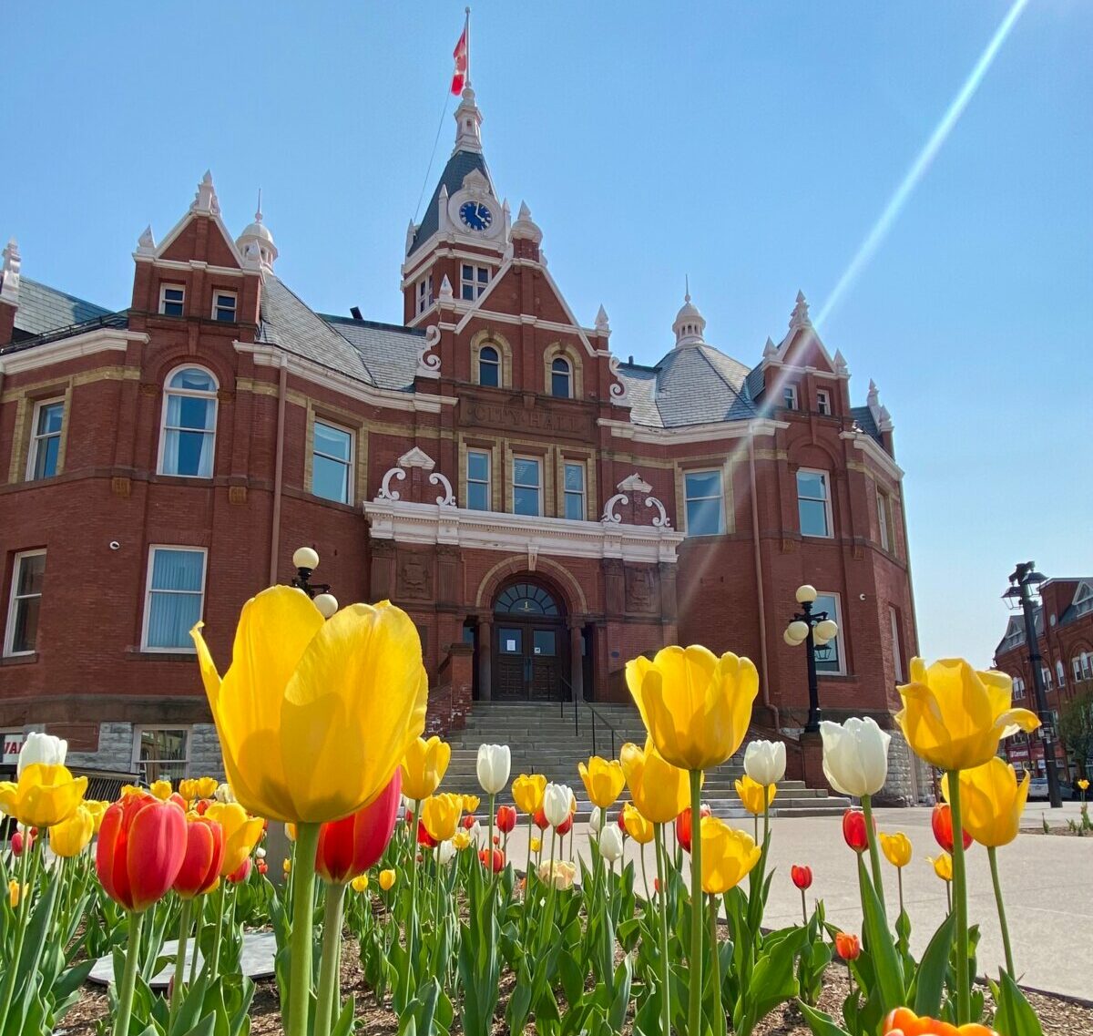 Head to Stratford For a Colourful Spring Getaway – Top Things to See & Do