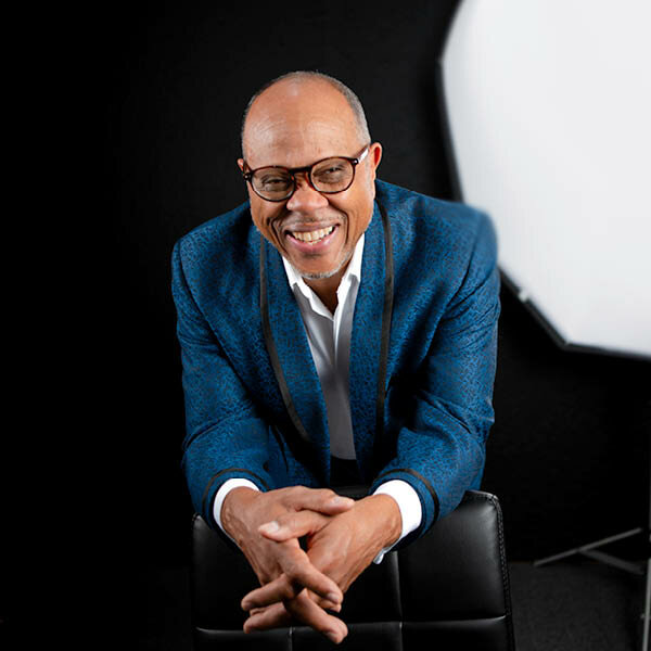 Michael Hanna – Songs for the Senses