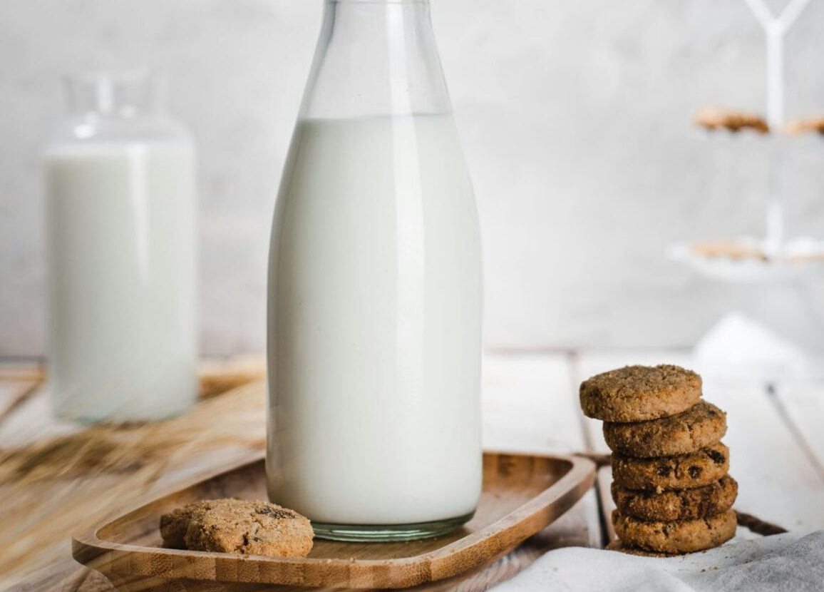 Manitoba Freezes Milk Prices Ahead of Nationwide Increase