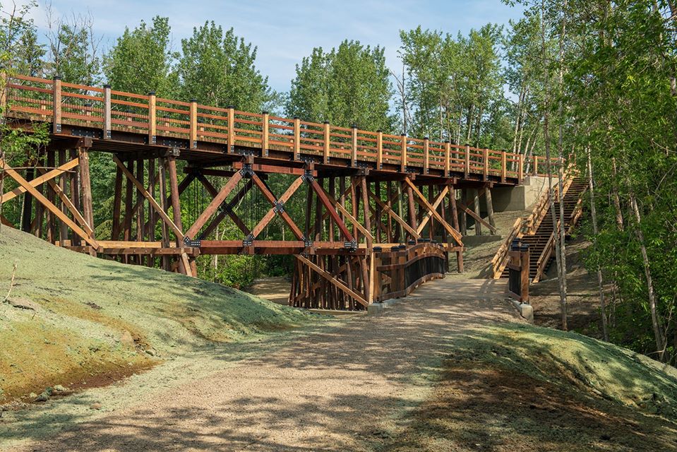 25 of the Best Hikes in and Around Edmonton