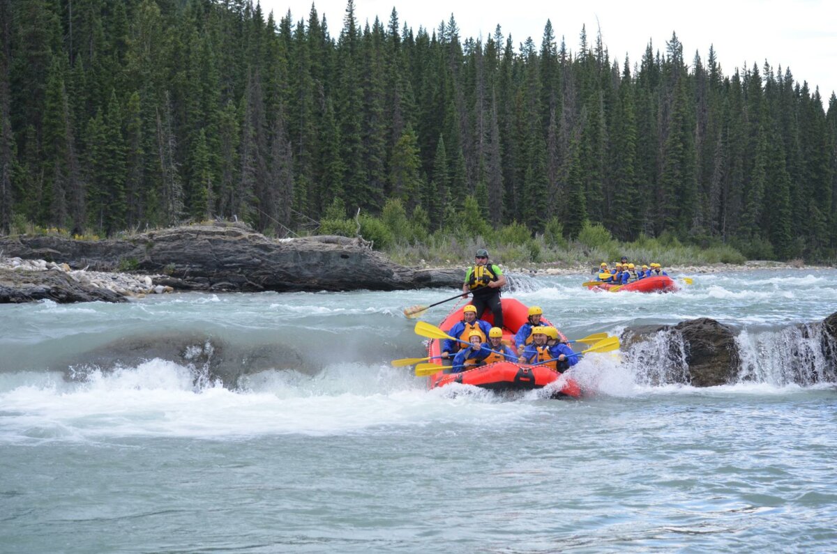 Mukwah Rafting Tours: Whitewater Rafting Upper Red Deer River