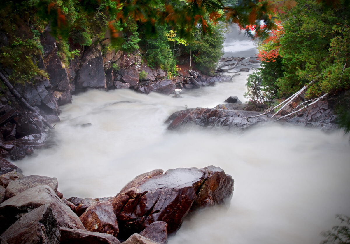 Experience Every Season at Oxtongue River-Ragged Falls Provincial Park ...