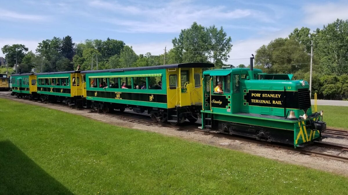Take a Scenic Train Ride Near London on One of the Oldest Railway Lines ...