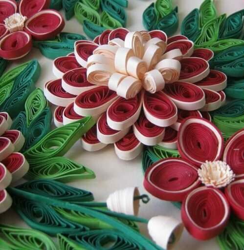 Quilling Holiday Ornaments