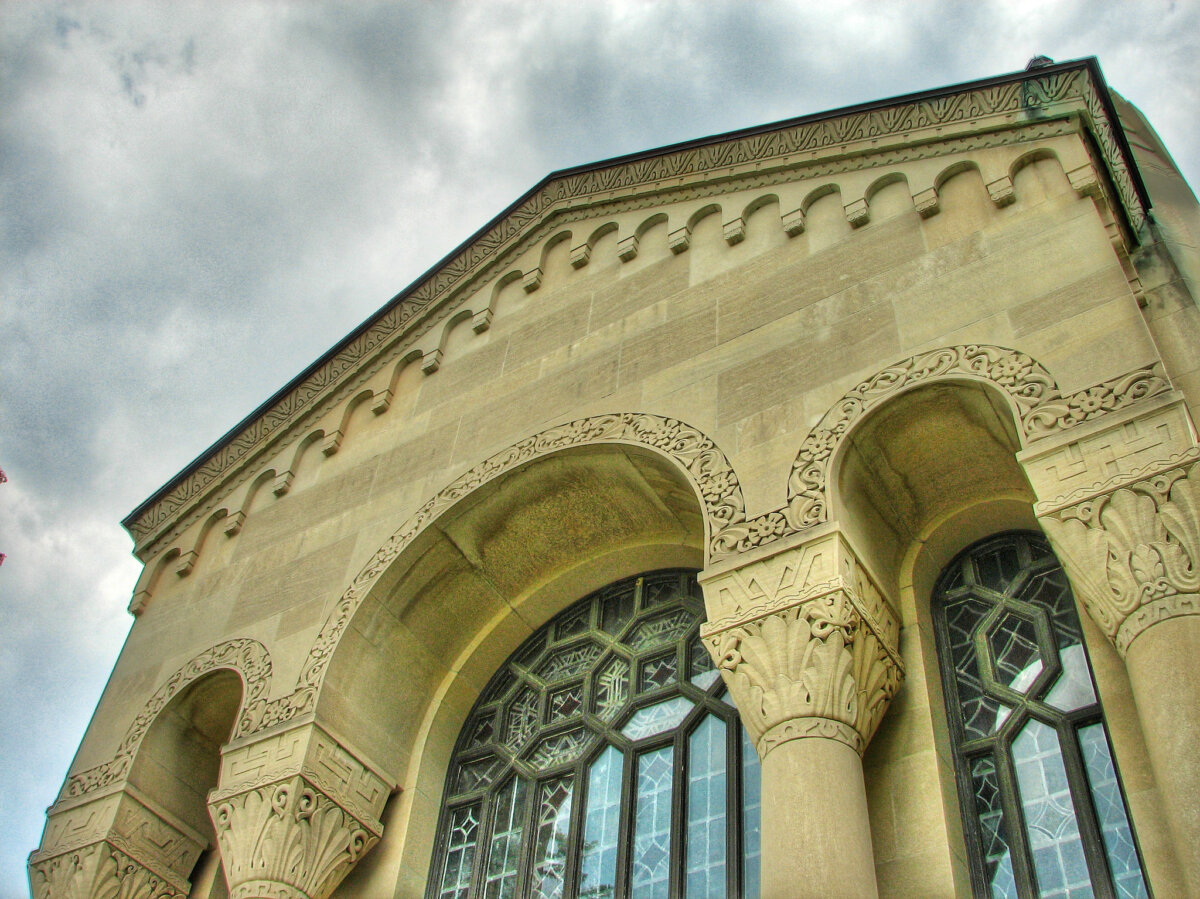 Thomas Foster Memorial: Take a Tour, Attend a Concert or Meditate at This Canadian ‘Taj Mahal ...