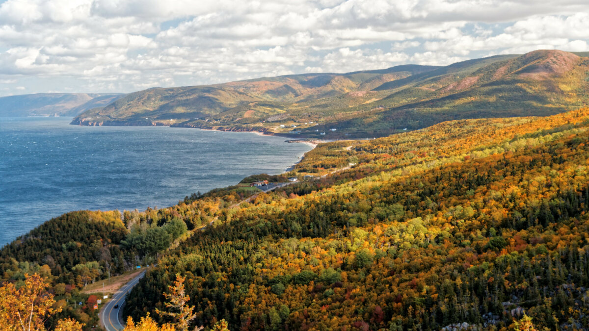 Top Adventures and Things to Do on a Fall Colours Getaway to Cape ...