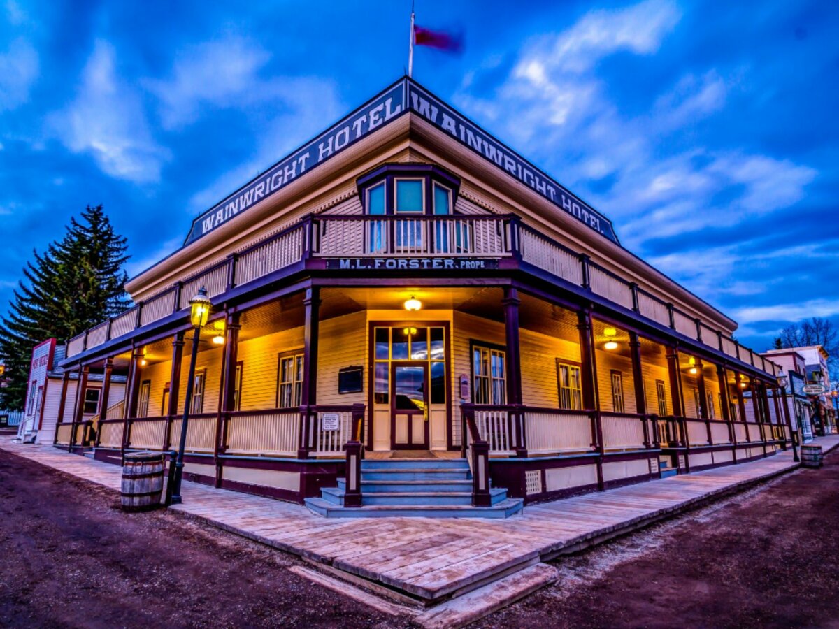 Thanksgiving at the Wainwright Hotel