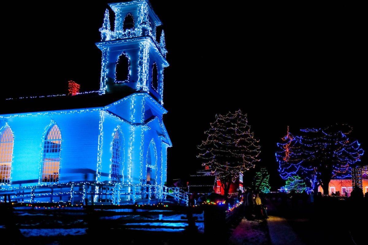 Upper Canada Village’s Alight at Night Turns 25 with More Lights, New ...