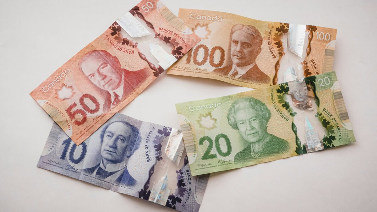 Vertical and Green: Canada to Unveil New $20 Bill Featuring King ...