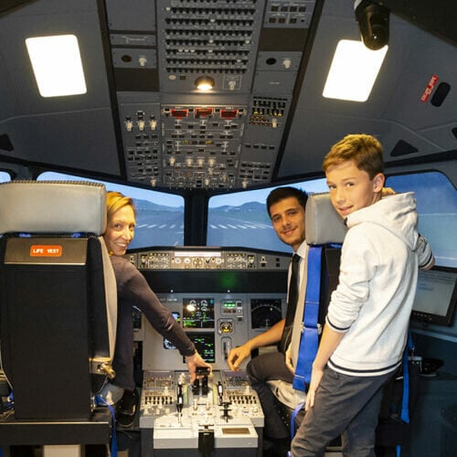 AviaSim Launches Immersive Flight Simulator Experience in Toronto