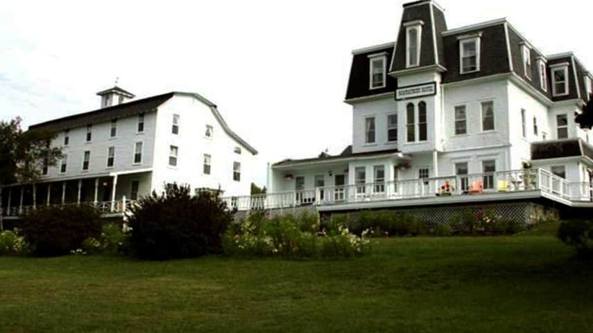 10 Romantic Getaways in New Brunswick