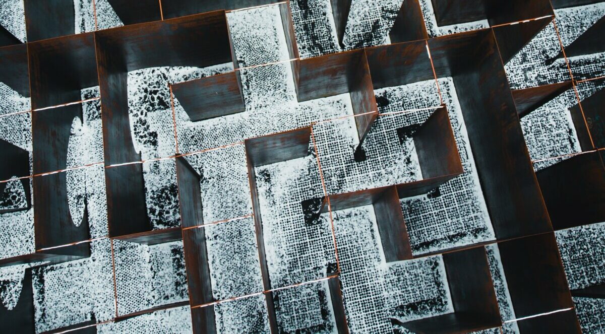 Get Lost in Giant Winter Maze in Hamilton This Christmas Break Feat ...