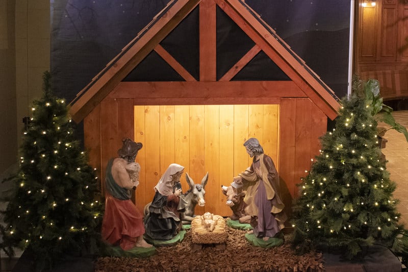 See 100 Nativity Scenes from 100 Countries at Saint Joseph’s Oratory