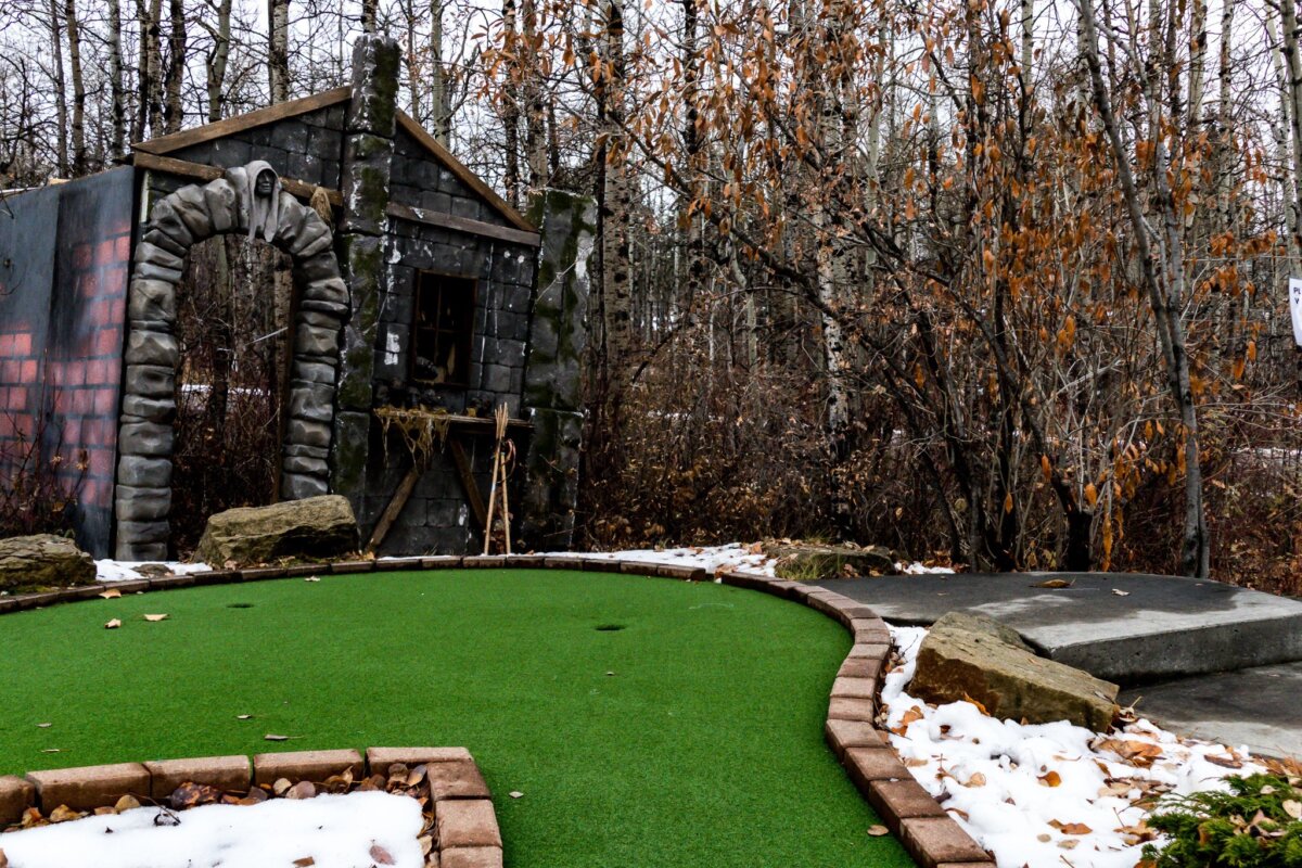 WinSport Spooktacular Mini Golf